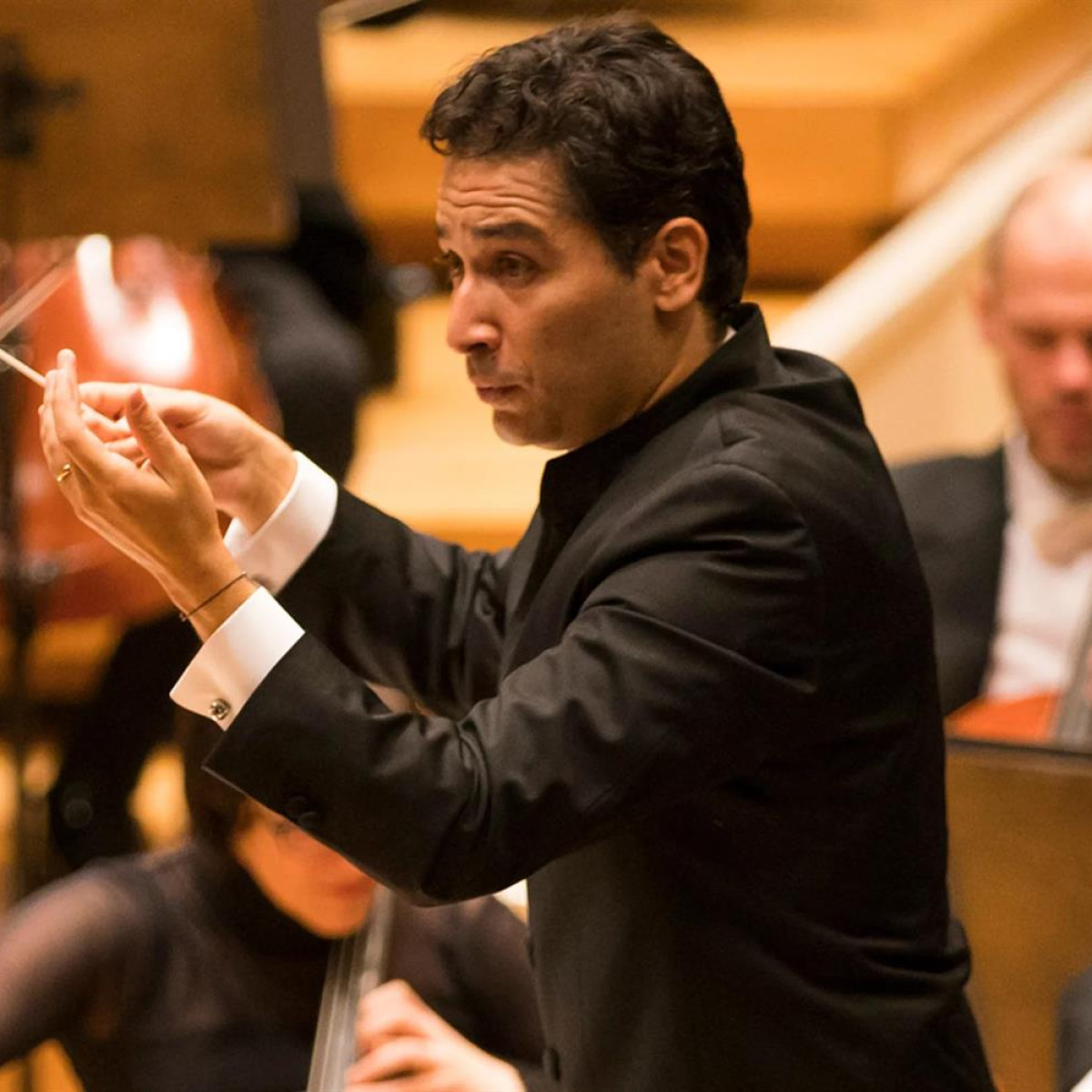 Orozco-Estrada Conducts Romeo and Juliet | Loop Chicago