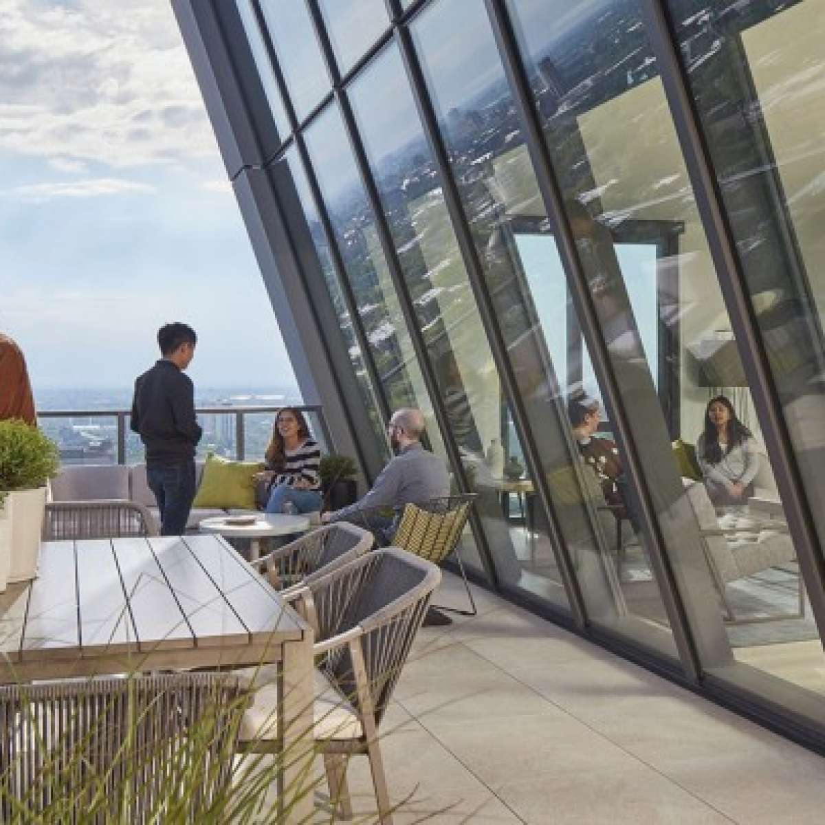 Virtual Tour: Go Inside Studio Gang's Solstice on the Park